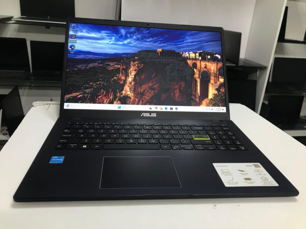 Laptop ASUS E510 Celeron N4500 12th gen 8GB RAM 256GB SSD 15.6”, Maput...